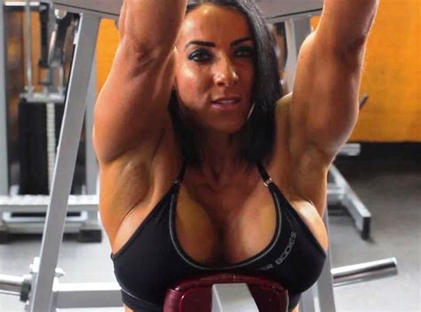 Ria Ward Muscle Women Muscular Women Fitness Model