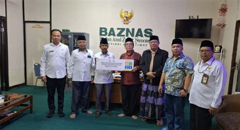 Luar Biasa Baznas Sampang Serahkan Donasi Kemanusiaan Rp 127 512 500
