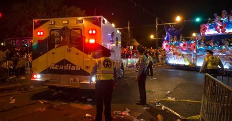 New Orleans Pickup Truck Injures 28 After Ploughing Into Mardi Gras