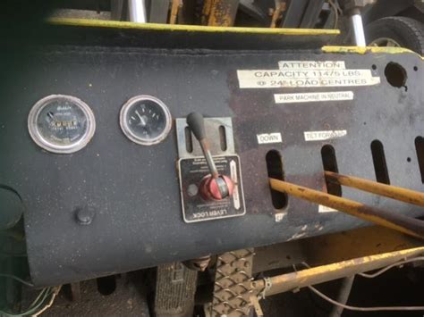 Tow Motor Forklift Year And Model