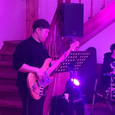 배하석 Hasukbae • Threads Say More