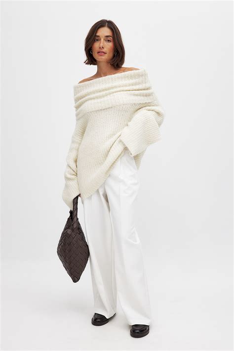 Oversized Off Shoulder Knitted Sweater Offwhite Na Kd