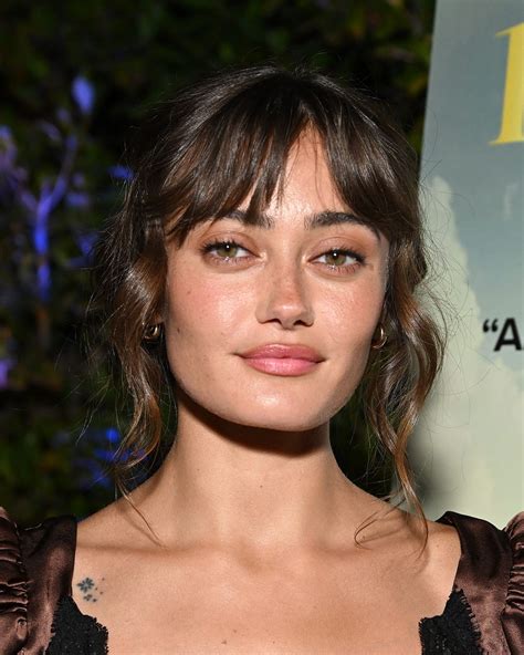 Curtain Bangs All The Inspiration You Need For 2025