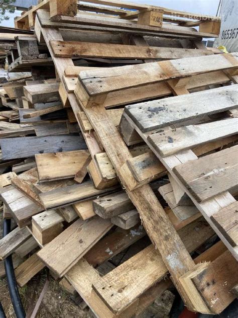 Dovanojame Medienos Likučius Paletės Ir Nuopjovos Skelbiult