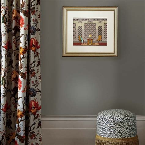 Artemis Velvet Fabric Morris Wallpaper