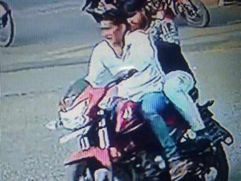 Two Robbers Arrested दो लूट करने वाले बदमाश पकड़ाए महिला का पर्स