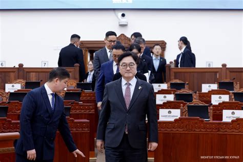 БНСУ ын Үндэсний Ассамблейн дарга Ү Вон Шиг тэргүүтэй төлөөлөгчид “Их Хуралдай” танхимтай танилцлаа