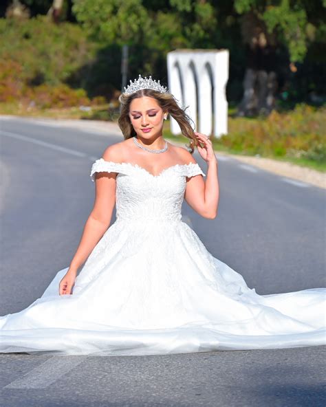 Angel Luna Angellunadress • Instagram Photos And Videos