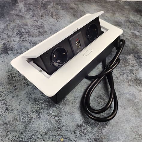 Встраиваемая выдвижная розетка с Usb белая купить на Ozon по низкой цене 1074074057