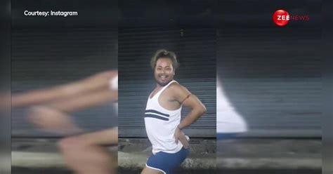 Trending Video Man Dance On Chamma Chamma Song Wearing Bikini Failed