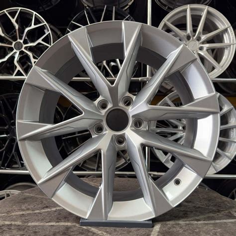 18 inç 5x112 Akrep Gümüş Jant Modeli 4 Adet Satın Al
