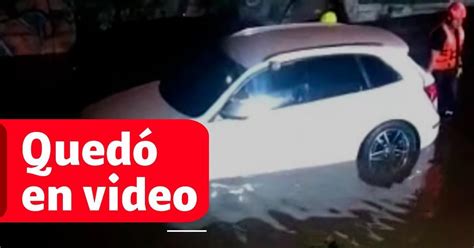 Estos Son Los Impactantes Videos De La Camioneta Que Quedó Atrapada En