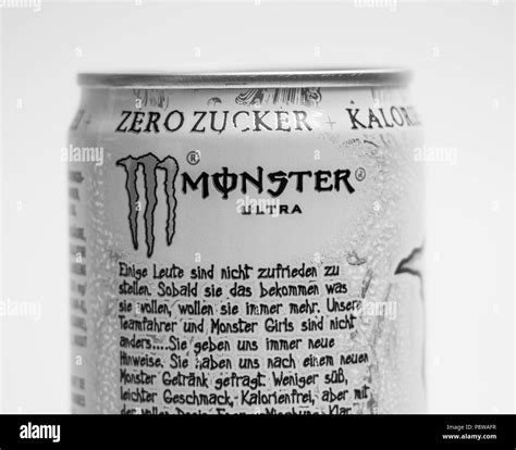 Can Monster Energy Drink Banque Dimages Noir Et Blanc Alamy