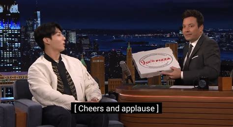 더쿠 토크쇼에서 정국에게 두유노 시전한 지미 펠런미국의 유재석