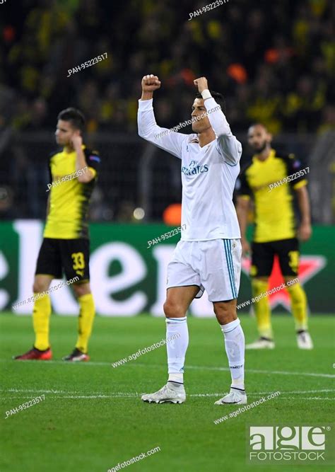 Christiano Ronaldo Real Madrid Bejubelt Das 1 3 GES Fussball