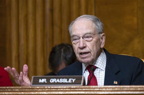 Iowa Sen Chuck Grassley Oldest Member Of Senate Hospitalized With