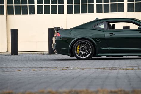 Chevrolet 5th Gen Camaro Ss With 19 Arc 8 Wheels In Anthracite