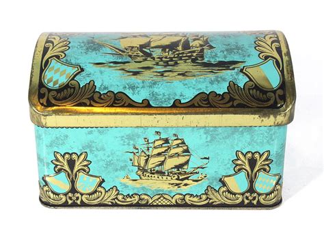 Vintage Treasure Chest Tin Designed By Daher Etsy Vintage Tins Tin Treasure Chest
