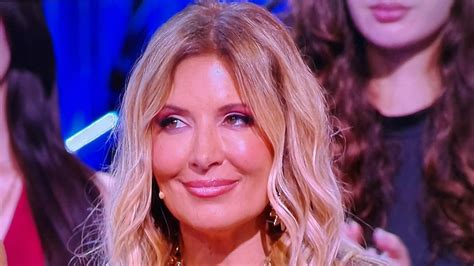 Lisola Dei Famosi Selvaggia Lucarelli Affonda Omar Fantini “io Sono