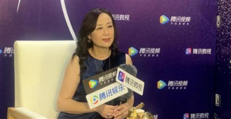 一线丨专访金鸡奖“最佳女配”吴玉芳：快放我走！我要给姚晨当拉拉队腾讯新闻