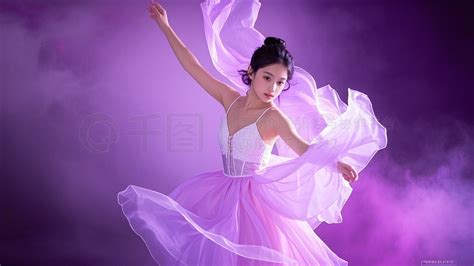 女孩舞台ai数字艺术 女孩舞台跳舞视频素材 Ai视频免费下载mp4格式编号72323795 千图网