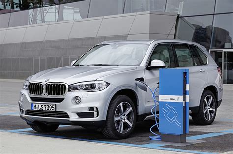 BMW X5 eDrive elektrisiert - Magazin