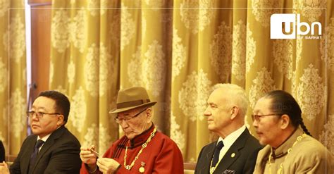 Ерөнхийлөгч асан Ц Элбэгдорж хүндэтгэлийн чуулганы хуралдаанд оролцлоо