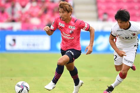 「セクシーサッカーの申し子」 乾貴士、幻惑フェイント＆絶妙アシスト反響「やらしい」 フットボールゾーン