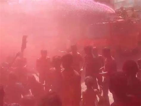Holi Celebration In Alot आलोट में होली की धूम खूब उड़ा रंग गुलाल