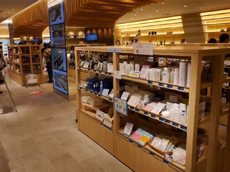 話題日比谷しまね館島根県アンテナショップに行ってきました 散歩モンスター