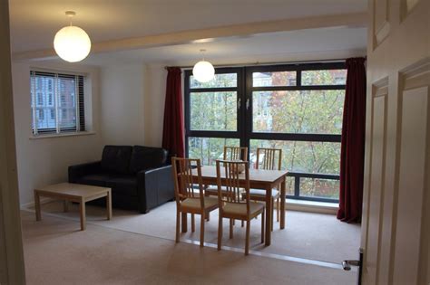 Large Flat To Let In Reading City Centre The Online Letting Agents Ltd