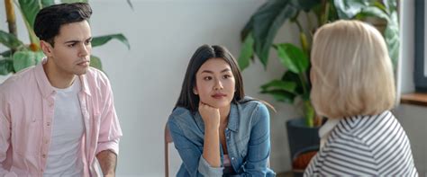 Are There Any Support Groups Available For People With Ptsd