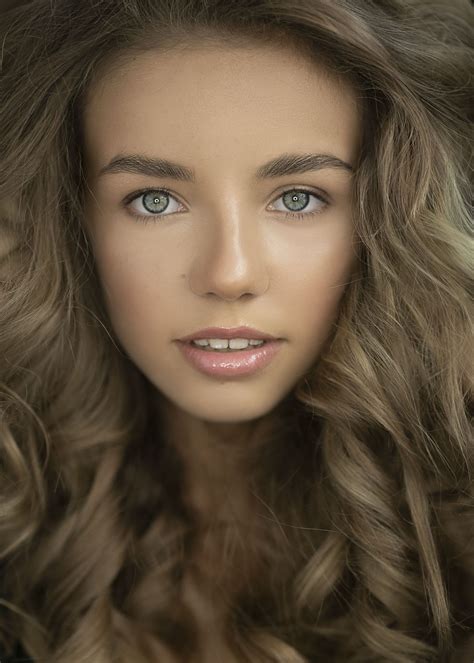 Sesja Fotomorfoza I Dominika WiŚniewska Vanessa Rojewska Model
