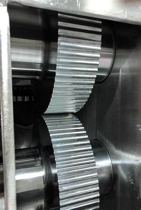 Fitzpatrick L89 Chilsonator Roll Compactor W Mill Vac U Max Feed Sold