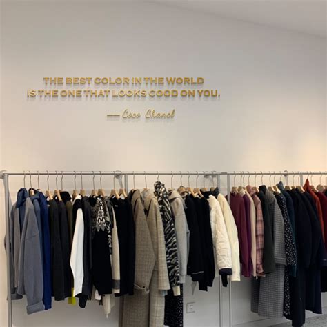 Ins北欧英文字母3d立体字墙贴服装店客厅背景墙面装饰画壁饰定做 虎窝淘