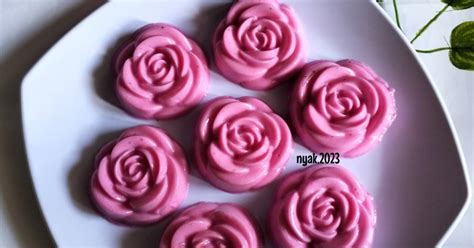 Resep Puding Susu And Buah Naga Oleh Nyak Haikal Cookpad