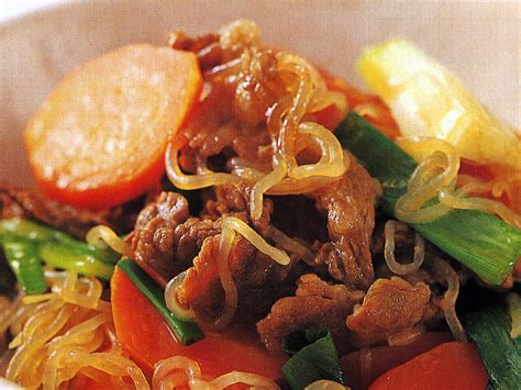 ニンジンと牛肉の煮物 Ja西春日井