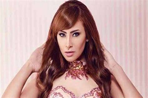 شاهد أحدث إطلالة لـ إنجي خطاب بلدنا اليوم