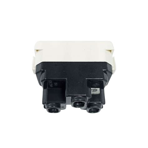 Dado Toma Universal Con Toma A Tierra BM106 OPALUX Westor Pe
