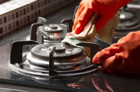 Tanpa Perlu Ganti Baru Ini Trik Mengatasi Api Kompor Gas Yang Nyala