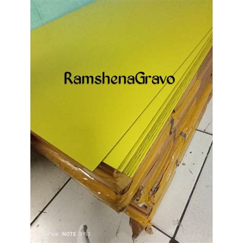 Jual Gravoply Kuning Teks Hitam Bahan Name Tag Panel Nama Dada Uk
