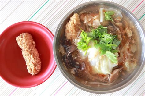 台南市永康區吃。台南市｜永康區。「鹽行土魠魚羹」隱身在鹽行三村國小旁專賣台南特色小吃，主打土魠魚和虱目魚相關料理美食walkerland窩客島