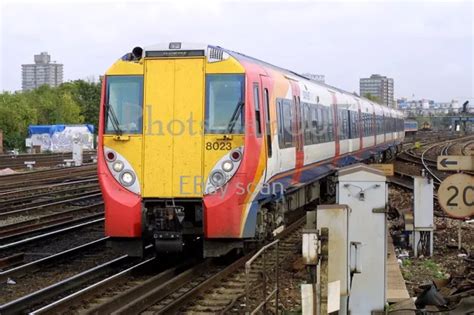 Class 458 458023 4 Car Emu In South West Trains At Clapham Junction £