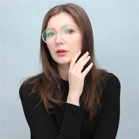 Hilary Round Pink Glasses