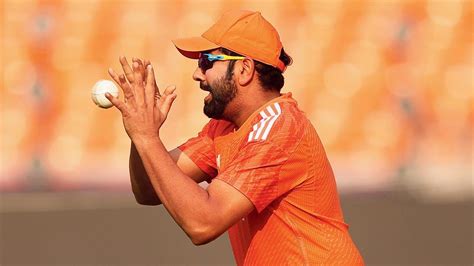 ICC World Cup 2023 Rahul Jaddu Bat Hard While Rohit Sweetly Times It All