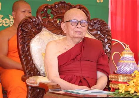 សម្តេចសង្ឃនាយក នន្ទ ង៉ែត ណែនាំឱ្យចាប់ផ្សឹកព្រះតេជគុណ ឡុង ចន្ថា