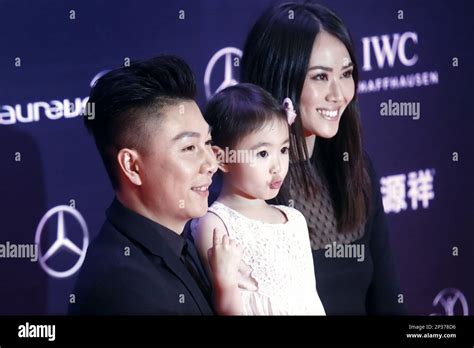 Former Chinese Olympic Gymnastics Chapion Li Xiaopeng His Daughter