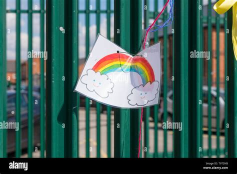 Muslims Opposed To Lgbt Lessons Clashed With Lgbt Supporters As They
