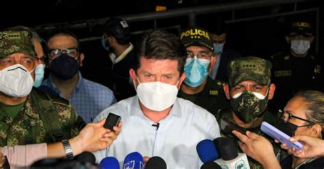 Ministro De Defensa Afirma Que Atentados Contra Duque Y Brigada 30 Se