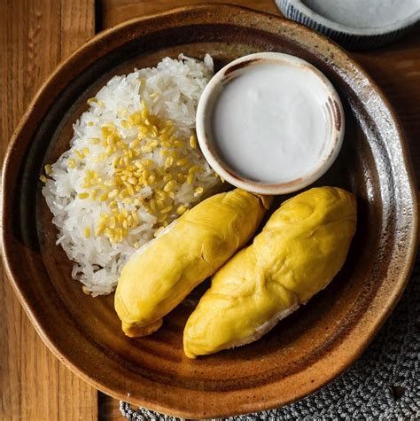 ข้าวเหนียวทุเรียน Thai Durian Sticky Rice Dessert